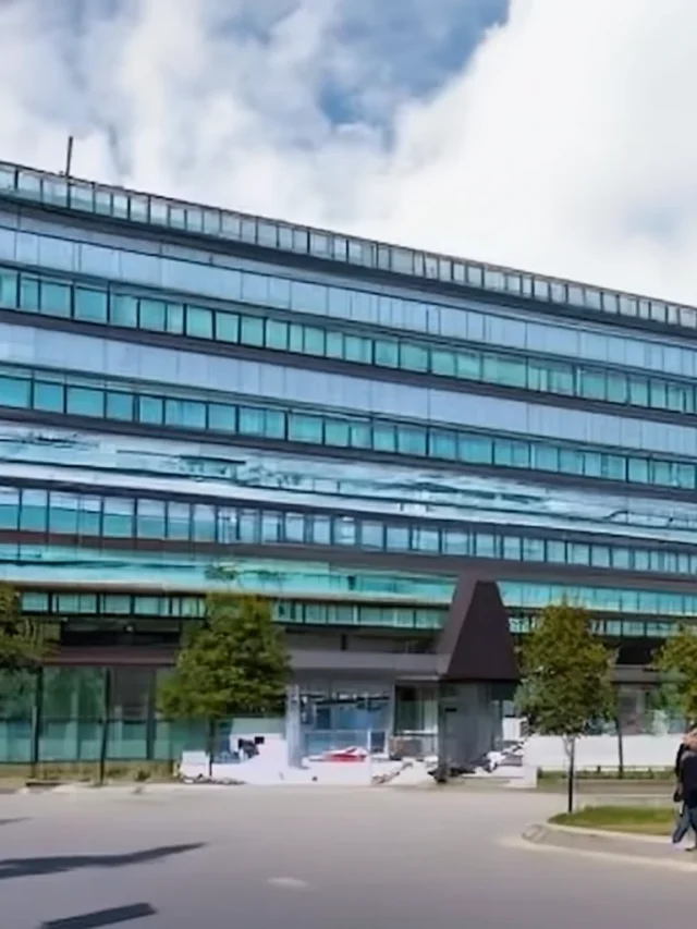 India’s Emerging Tech Parks. - Geographic Book